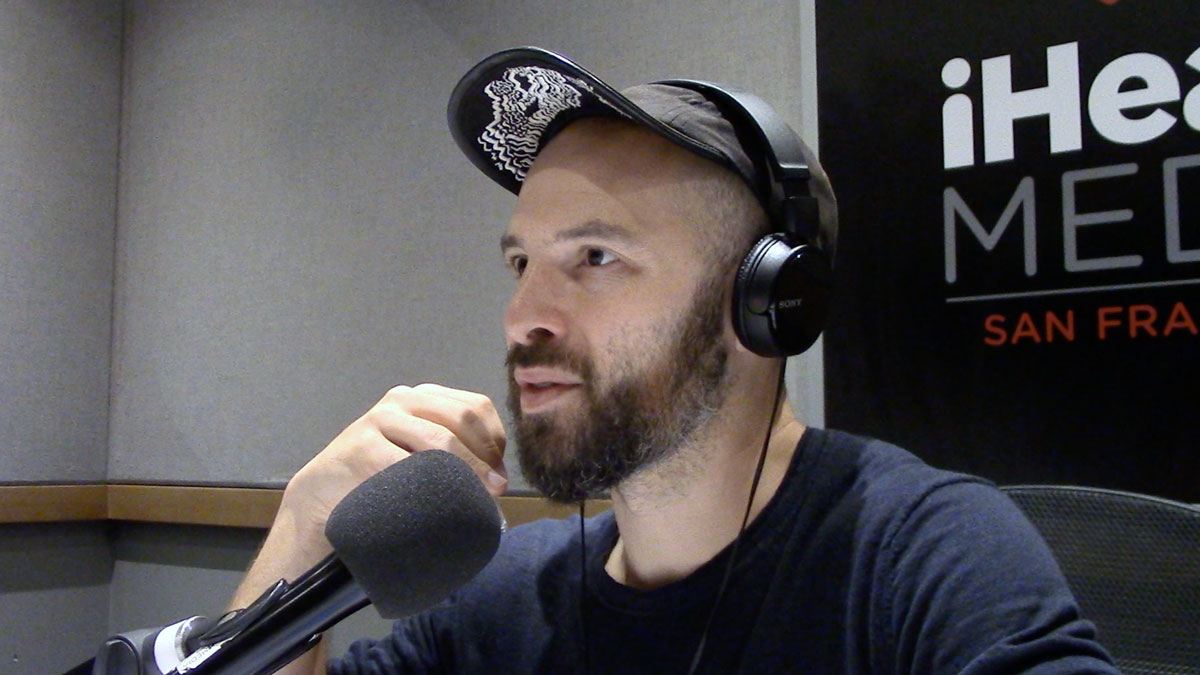 Are Our Screens ‘Blue Lighting’ Us? - MOSTLY HUMAN MEDIA